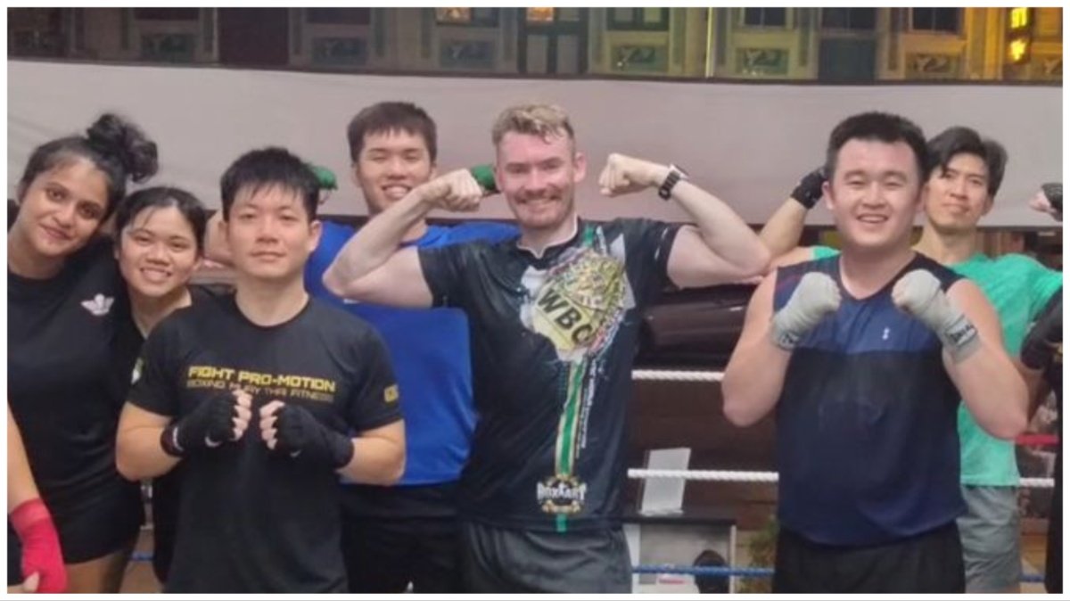 Surprise Singapore Debut for Former University Champion - Irish Boxing